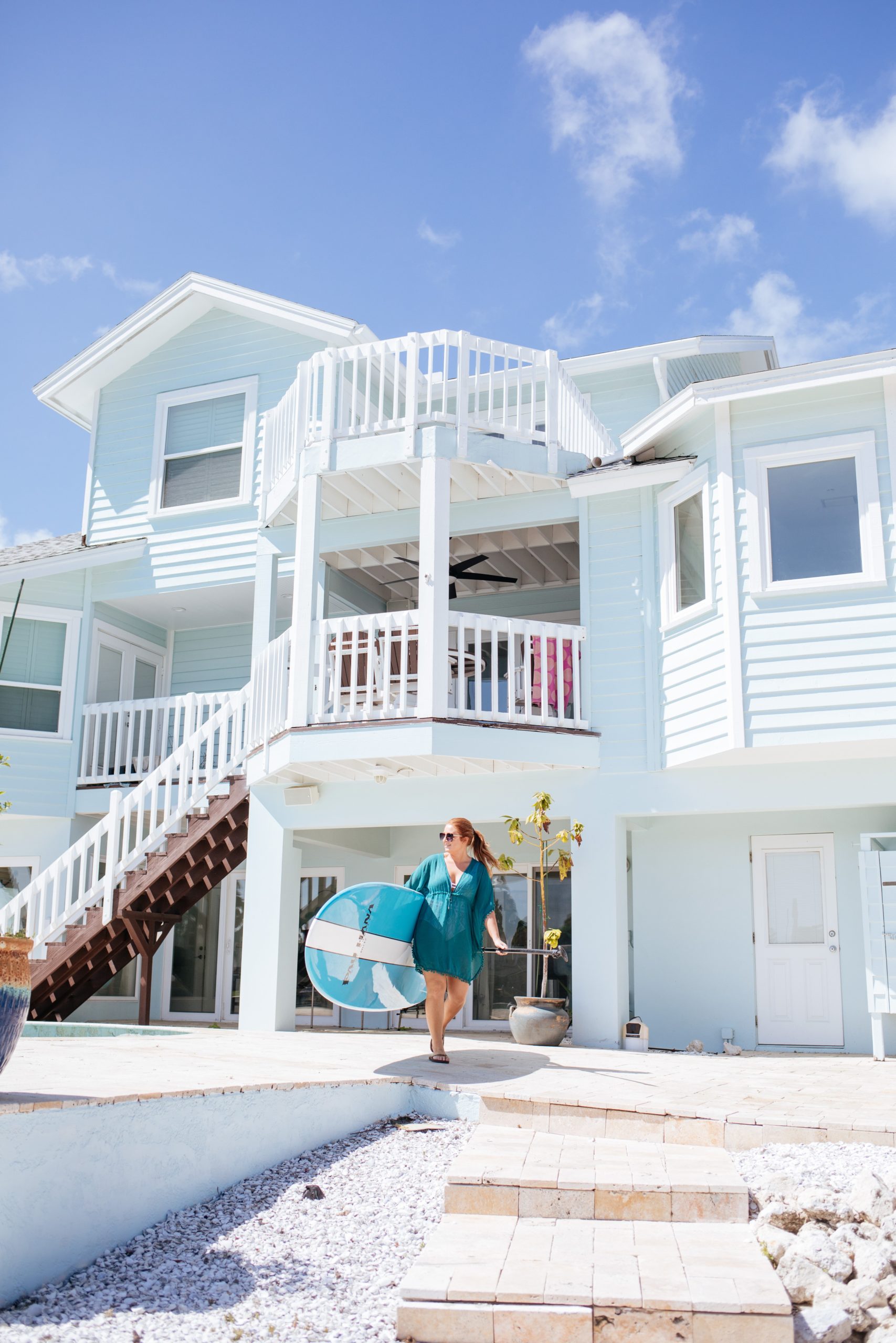 Florida Beach Real Estate Agent - Nicole Diaz | Personal Branding